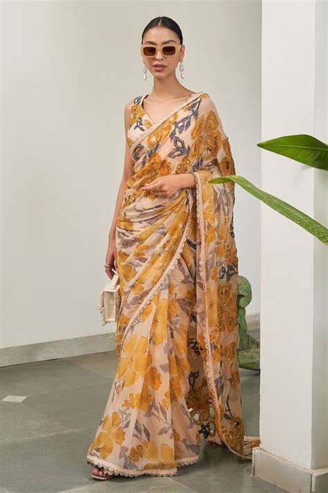 5 Beautiful Floral Chiffon Saree Designs Herzindagi