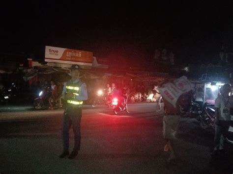 ឆេះតូបលក់ដូរក្នុងផ្សារកំពង់ស្ពឺទាំងយប់បង្កការភ្ញាក់ផ្អើលដល់សមត្ថកិច្ចជួយអន្តរាគមន៍បាញ់ទឹកពន្លត់