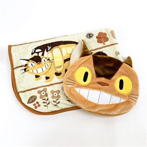 스튜디오지브리 [이웃집 토토로] 쿠션담요 고양이버스 산책 위시버킷