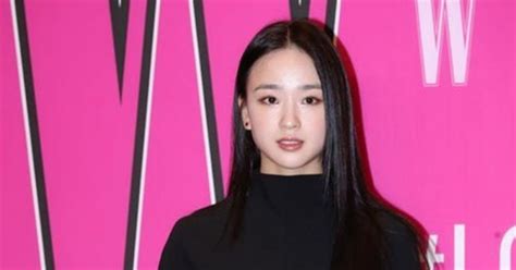 ‘9살 연상 금융인♥ 손연재 결혼후 더 과감해진 미니드레스 고혹적”