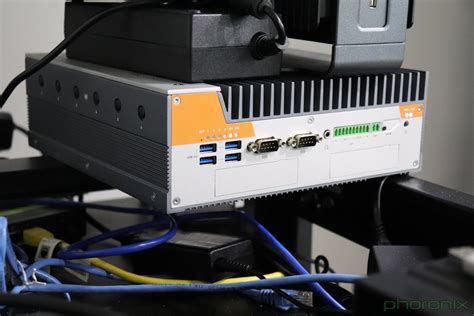 Fanlesstech Onlogic Karbon 700 Review