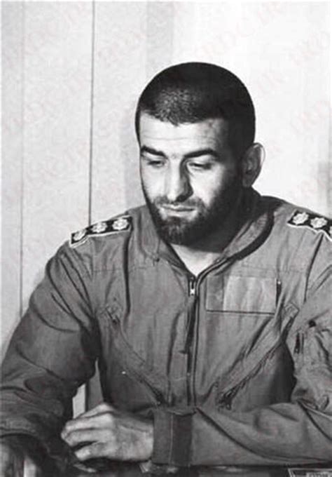 آخرین وداع پدر شهید عباس بابایی با پیکر فرزندشفیلم