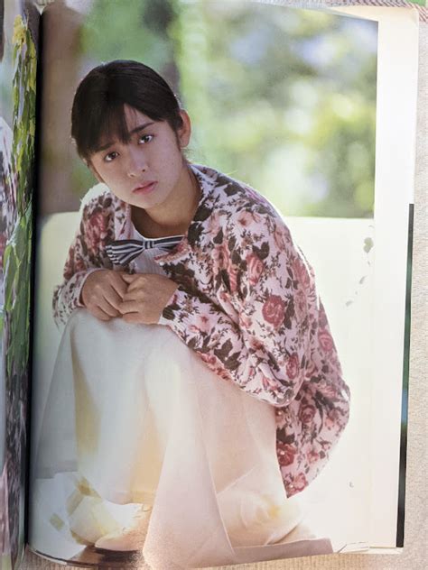 Yahooオークション 斉藤由貴 写真集 情熱