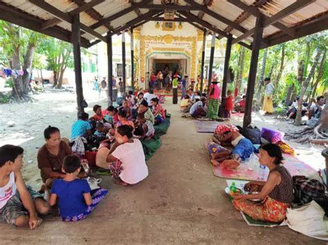 မိုခါ မုန်တိုင်း ရခိုင်ပြည်နယ်ကို တိုက်ရိုက်ဦးတည်နေ Bbc News မြန်မာ