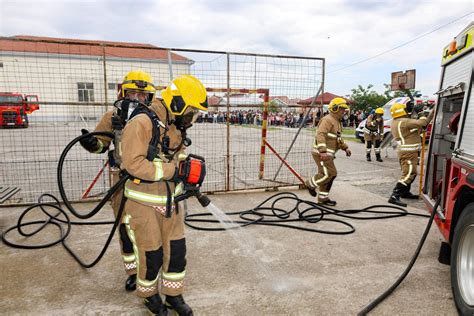 Центар за управување со Центар за управување со кризи