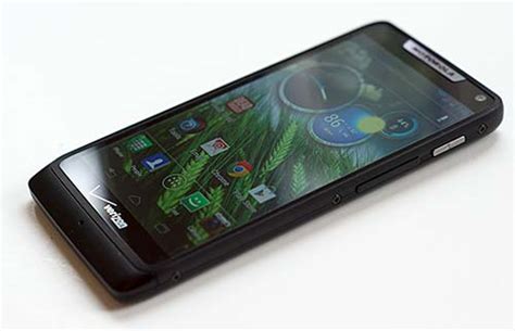 Motorola Droid Razr M Review Android Phone Reviews By Mobiletechreview
