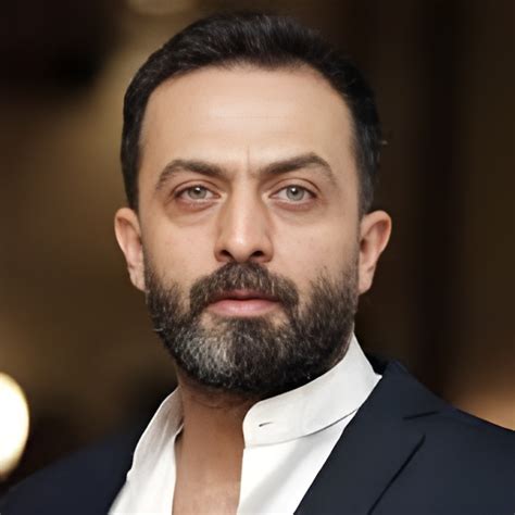 تماشا آنلاین آثار مصطفی زمانی بیوگرافی