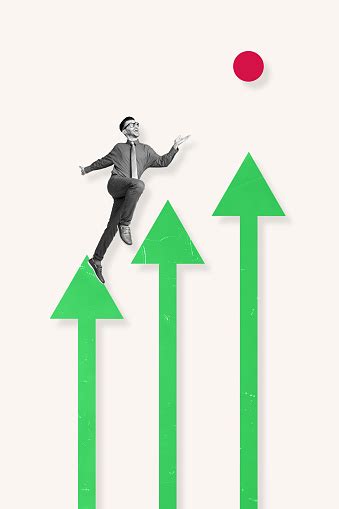 크리 에이 티브 수직 콜라주 포스터 배너 젊은 남자 사업 복고풍 단계 화살표 위로 달성 목표 확인 진행 경력 흰색 배경 35 39세에 대한 스톡 사진 및 기타 이미지