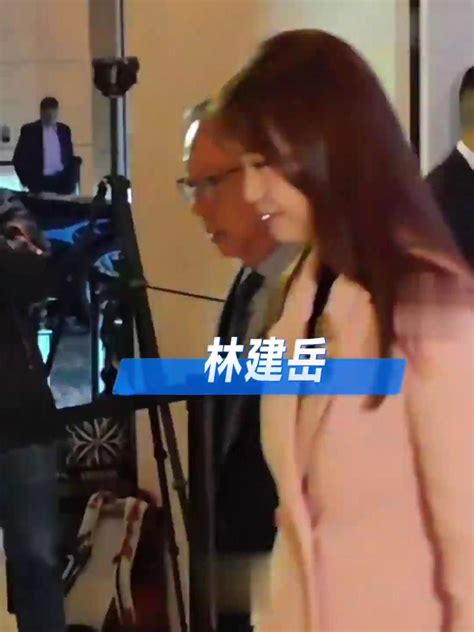 香港千亿豪门娶媳妇霍震霆朱玲玲现身祝贺73岁刘銮雄坐轮椅喝喜酒 腾讯新闻