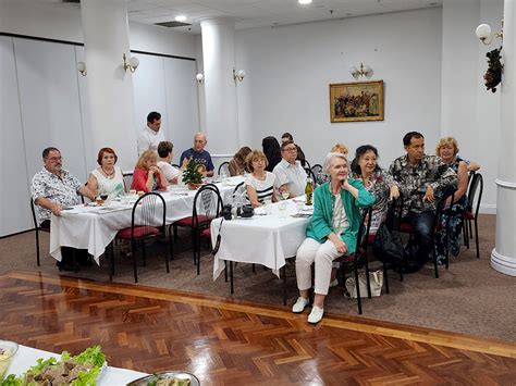 Волонтеры Русского клуба «Единение Газета русской общины Австралии с 1950 года