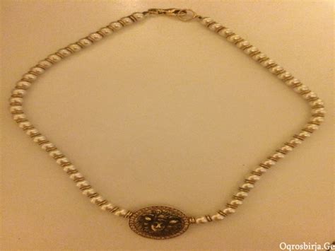 მარგალიტის ყელსაბამი ოქროს კულონითმარგალიტის ყელსაბამი ოქროს