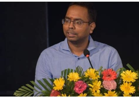 Ias Govind Jaiswal पिता ने रिक्शा चलाकर पढ़ाया बेटे ने पहले प्रयास में Upsc परीक्षा में हासिल