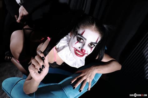 Pretty Clown Girl Wants A Big Cock In Scary Vr Porn 150 Nude Pics 3