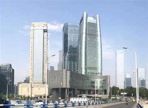 国家金融助力主流媒体深度融合发展 中国农业银行重庆市分行与重庆日报报业集团达成战略合作重报
