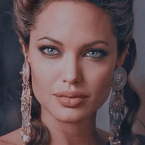Angelina Jolie  Hunt Artofit