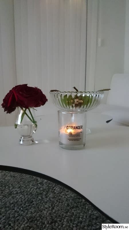 Vitt Och Svart Hemma Hos Fiavia