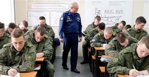 РФ збирається мобілізувати неповнолітніх для війни з Україною ГУР Суспільство Stopcor