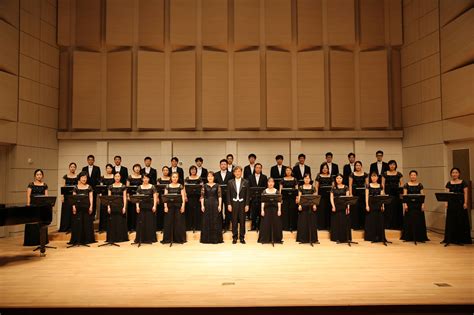 Gcm 성가 2017년 제38회 교회음악 하계대학 획기적 합창세미나 Gcm성가 부스의 모습입니다 ٩ ˊᗜˋ و ｡ Facebook