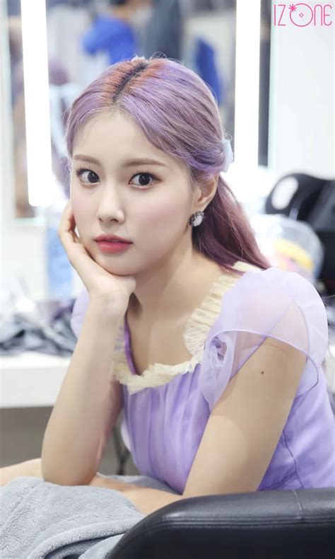200903 Izone Naver Update Disney Princess Music Show Behind Disney