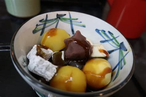 みつばち 本店湯島小倉アイスで有名な甘味処黒蜜かけ放題のあんみつをいただきました 今日も横須賀