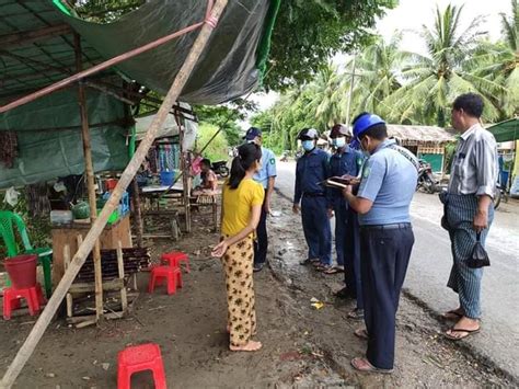 ဘိုကလေး စက်ဆန်း ကားလမ်း ဘိုကလေးမြို့အဝင်မှ ကျူးကျော်ဈေးဆိုင်များအား မ