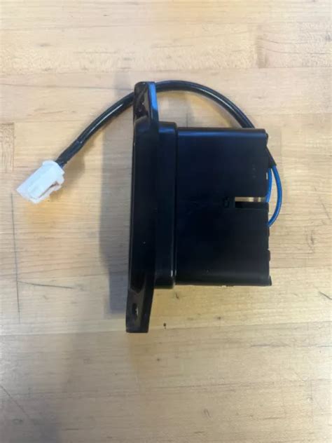 Toyota Hiace 2 Pin Central Locking Sensor Side Loading Sliding Door 1996 2011 £119 95