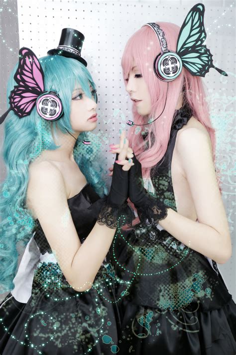 Megurine Luka X Hatsune Miku Tumblr Pics