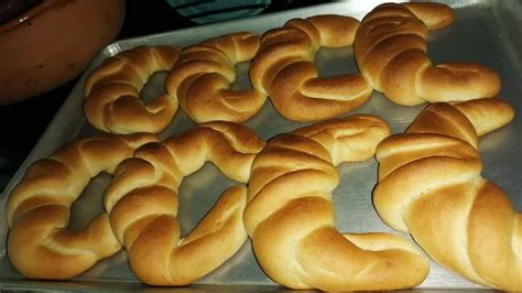 Cuernitos Pan De Sal Curso De Panadería Gratis Pan De Sal Pan De Hot