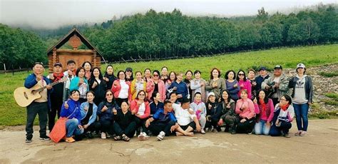 Сайншанд 1 р сургуулийн 1988 1990 оны төгсөгчид