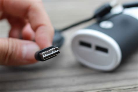 亞果元素 Adam 正反可插 Usb 接頭 Lightning Micro Usb 雙用充電線 C Jay Tech