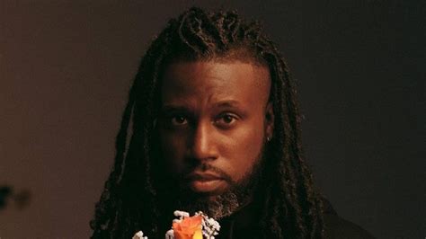 Aaron Taylor Curhat Hari Hari Lewati Masa Pandemi Di Lagu Ebbs And Flows