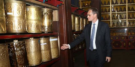 Гандангийн ном судрыг сэргээн засаж цахим хэлбэрт оруулна