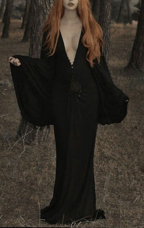 Pin Em A Dark Aesthetic