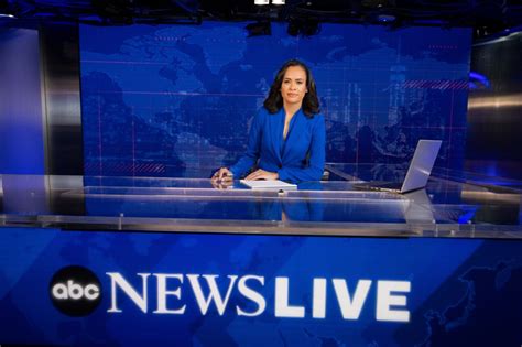 Abc News Star Linsey Davis Reveals Years Long Silent Struggle On Air