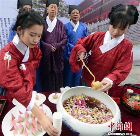 福建汉服志愿者举办重阳佳节传统文化活动手机凤凰网