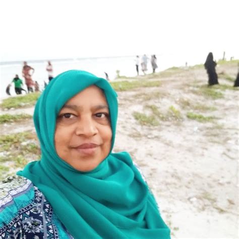 Nazeera Ibrahim Nazeeraibrahimh • Instagram Photos And Videos