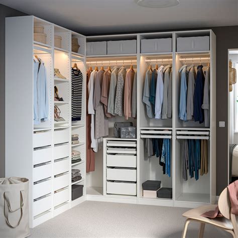 Armario Esquinero De Ikea Para Un Vestidor Económico Pax Ikea