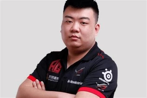 穿越火线电竞大神客串菜鸟还要遭鹿晗吐槽网友哈哈哈 360娱乐你开心就好