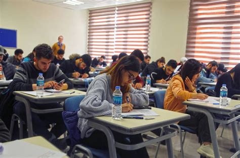 ناوی وەرگیراوان لە زانکۆی پۆلیتەکنیکی سلێمانی راگەیەندرا