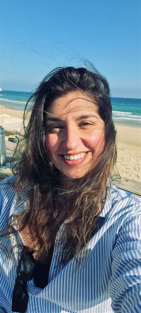 חשבתי להקים סטארטאפ של גידול חדי קרן אבל עדיף שאמצא עבודה אמיתית 🦄