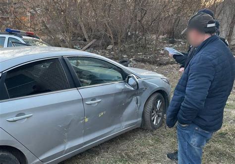 Тернопільські поліцейські оперативно розшукали водія який вчинив ДТП і втік з місця події фото