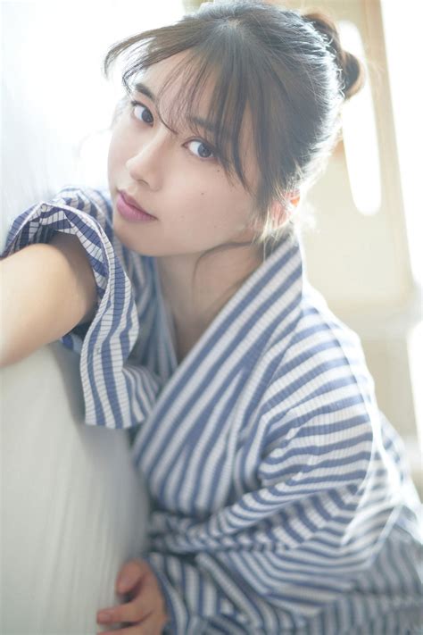 牧野真莉愛まきのまりあモーニング娘 グラビア水着画像91枚① 無料で見れるエロい写真集