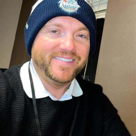 Udub This Offseason Seattle Mariners Announcer Angie Mentink
