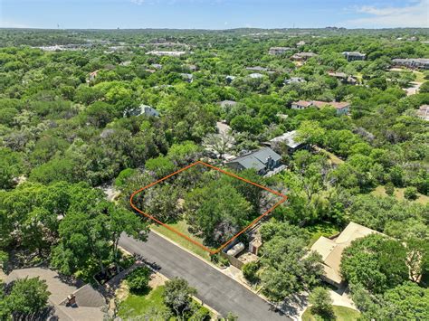 3311 Gentry Dr