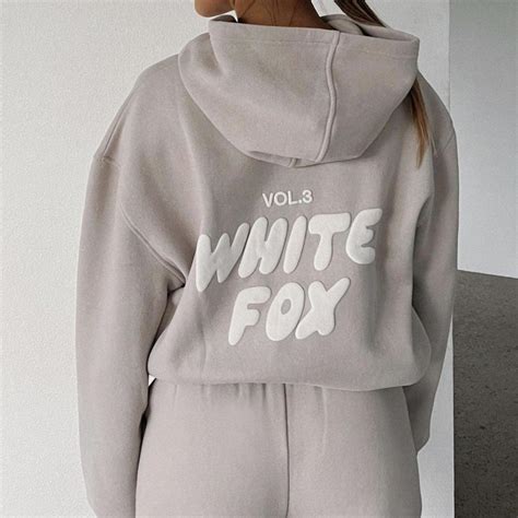 White Fox Style Hoodie🤍 Perfect For Everyday Depop