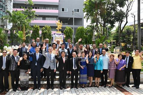 “สุริยะ” เข้ากระทรวงอุตสาหกรรมอำลาข้าราชการ ย้ำ 4 ปีพอใจผลงาน