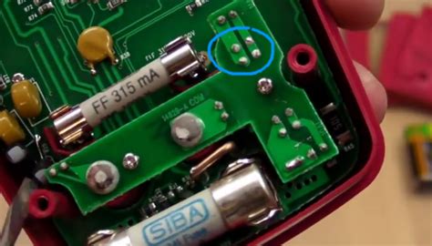 Digital Multimeter How Does The Wrong Probe Insert Input Alarm Work Electrical