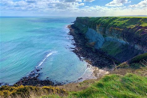 Filey Lifeboats Launched To Locate Lost Pair Near Filey Brigg This Is The Coast