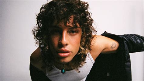 Quién Es Leo Rizzi El Cantante Español Más Viral De Tiktok Y Que Todo