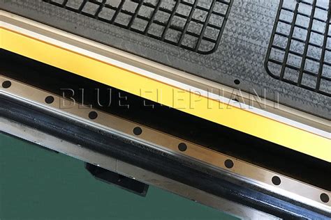 Ele2060 Carousel Atc Cnc Engraving Machinry Blue Elephant Cnc Machinery